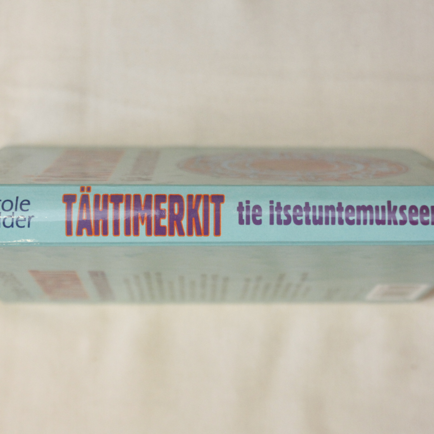 Carole Golder Tähtimerkit - tie itsetuntemukseen