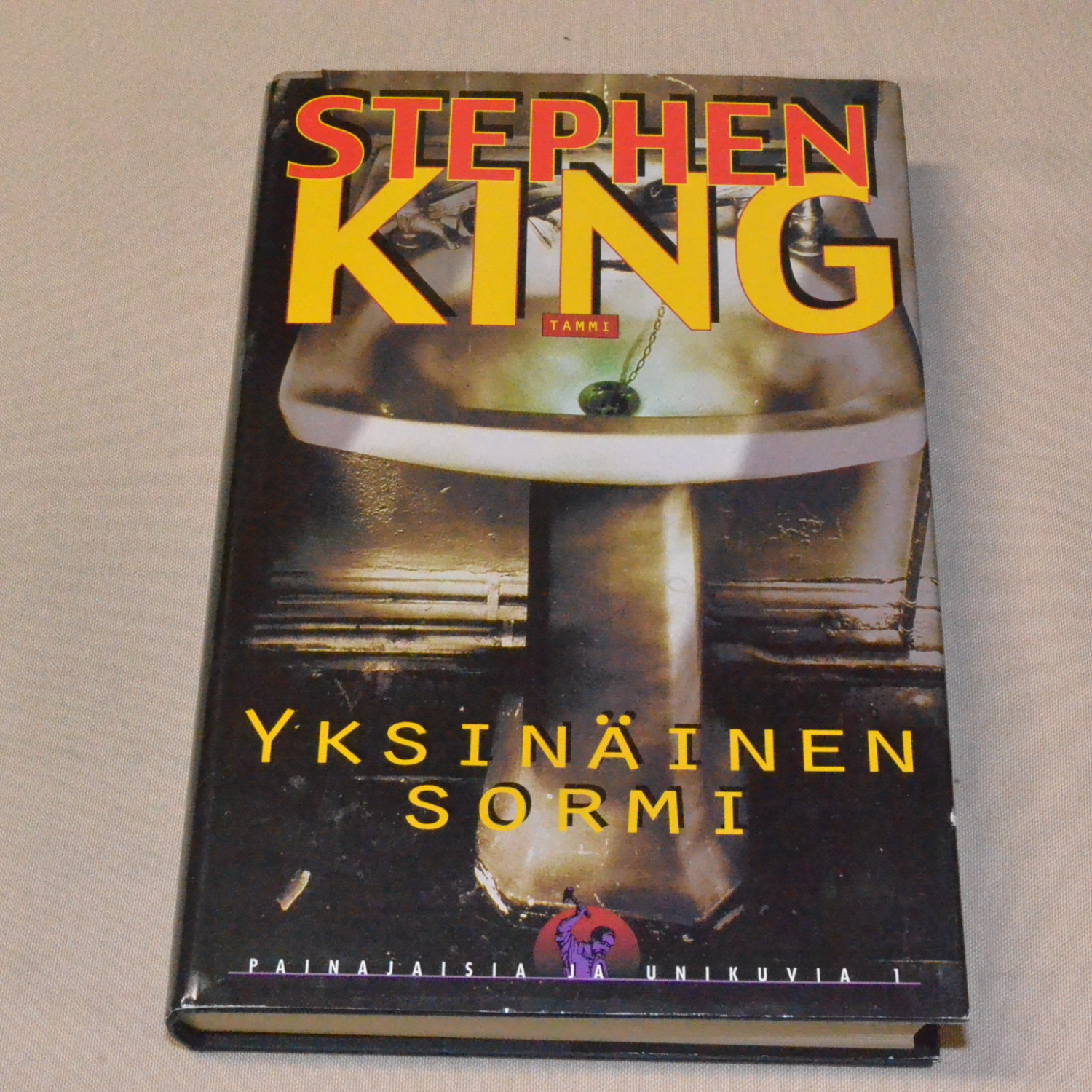 Stephen King Yksinäinen sormi