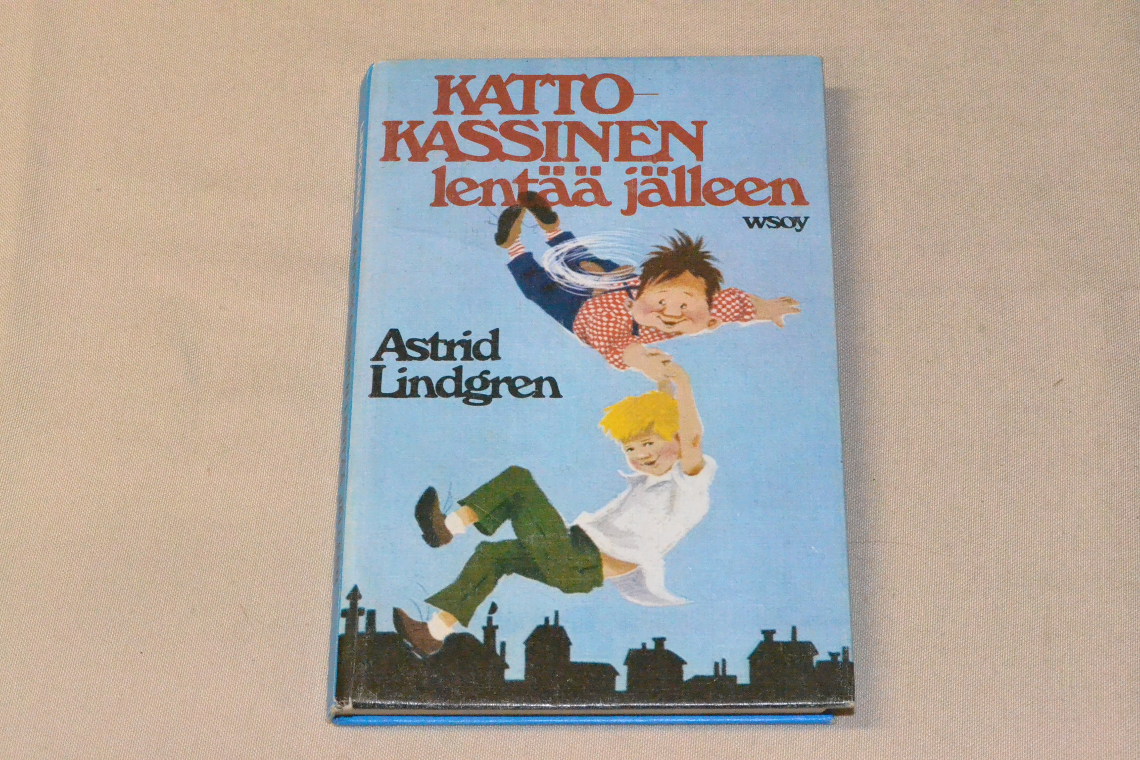 Astrid Lindgren Katto-Kassinen lentää jälleen
