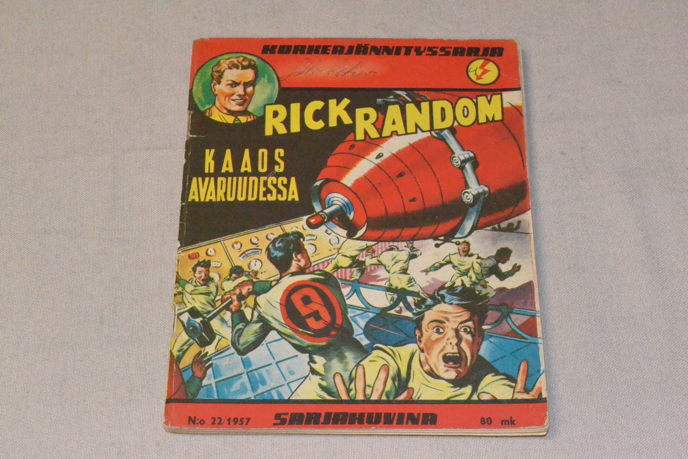 Korkeajännityssarja 22 - 1957 Rick Random Kaaos avaruudessa